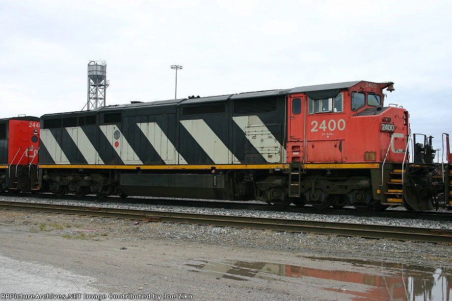 CN 2400 8-40CM